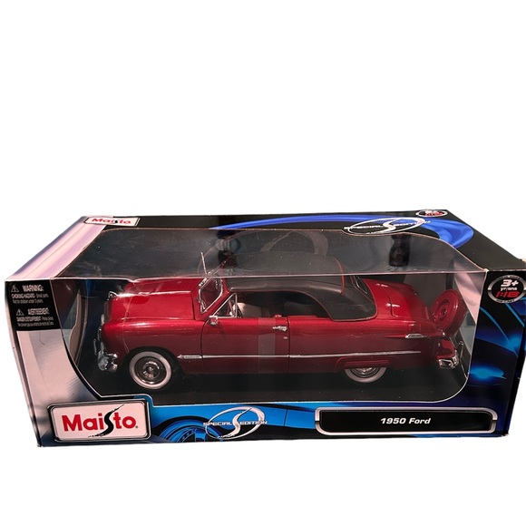 maisto | Toys | Maisto 95 Convertible Red Ford Special Edition 118 ...